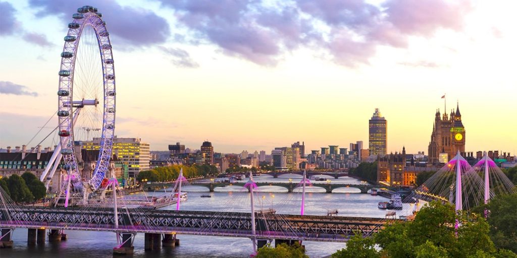 Coach & Minibus Hire in London Coach Hire - Coachhire4u.com